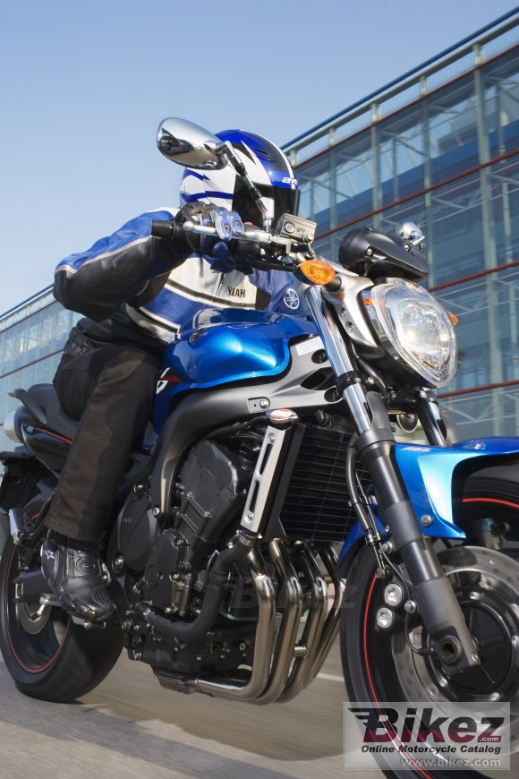 Yamaha FZ6 S2 ABS gallery